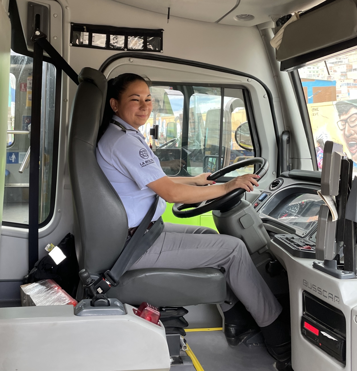 Bogotá’s women in the e-bus driver's seat - IFCSIA